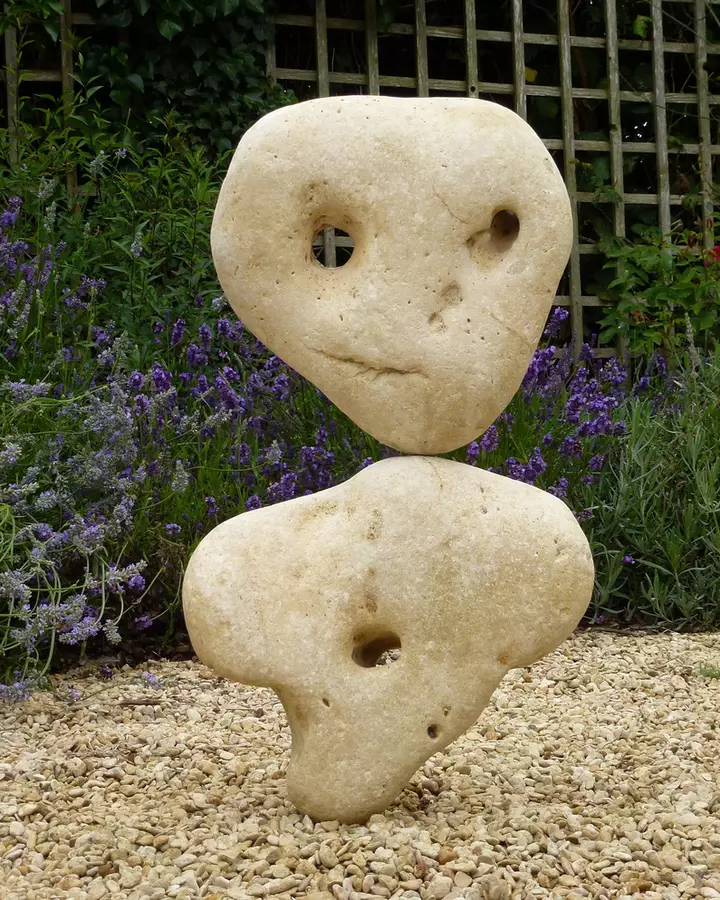 Balancing Garden Ornaments Uk | Fasci Garden
